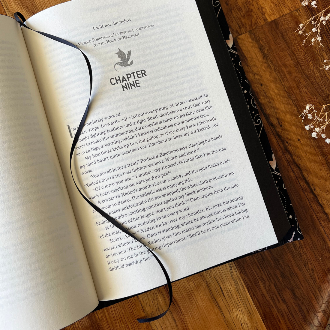 Fourth Wing fabric dust jacket - Rebecca Yarros – Charlie and Fox