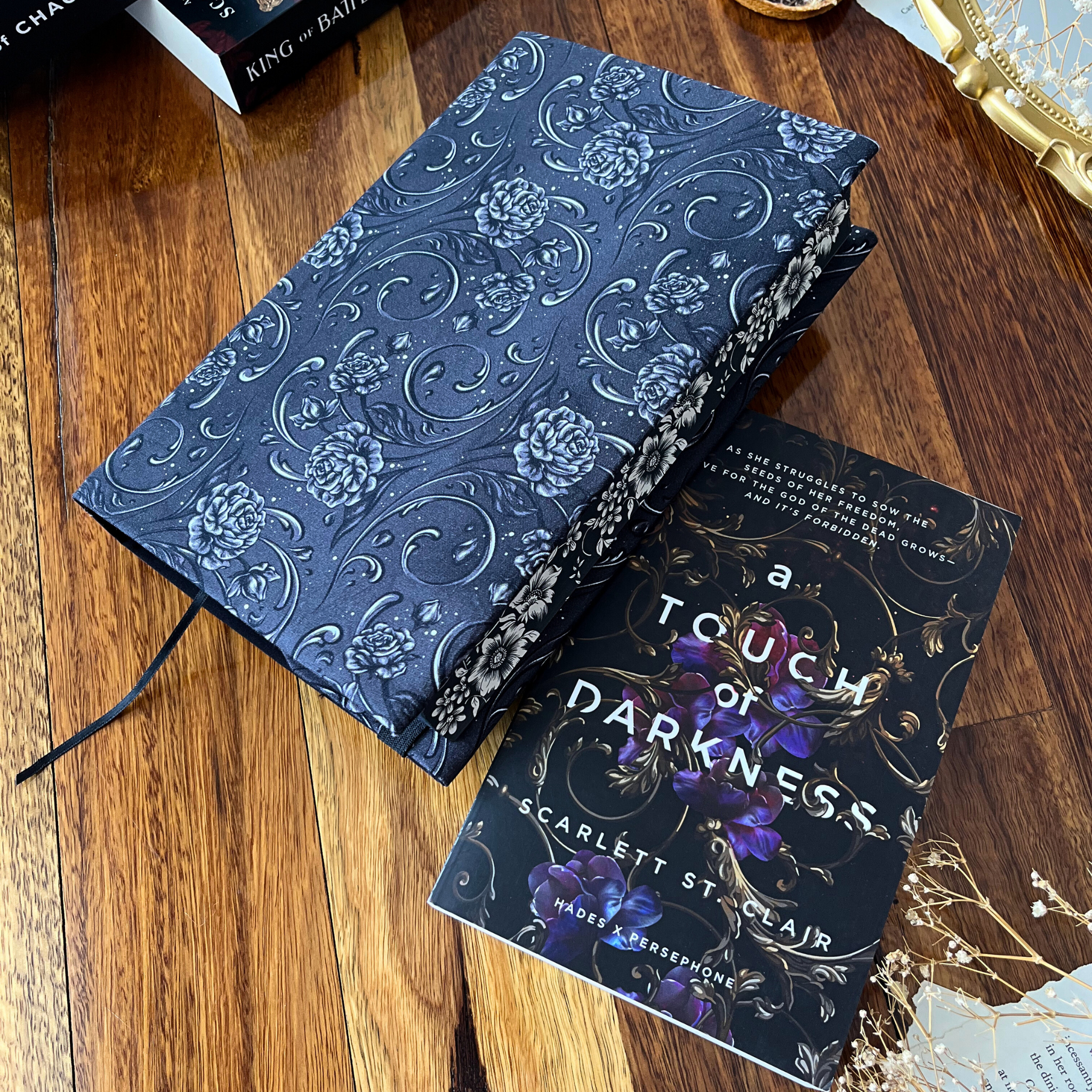 Underworld Floral fabric dust jacket (Scarlett St. Clair) – Charlie and Fox